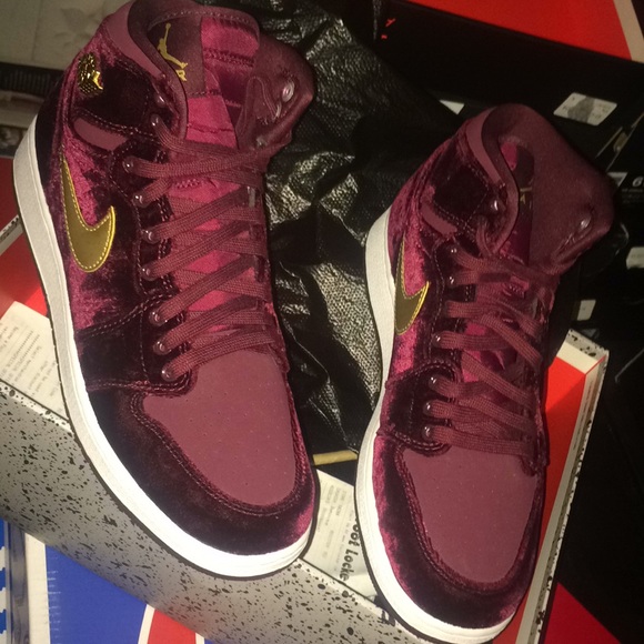 Jordan | Shoes | Jordan Velvet S | Poshmark